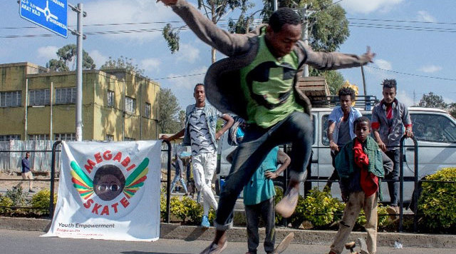 Webinar: Plenary 2 - Open Streets: reviving local democracy & building ...